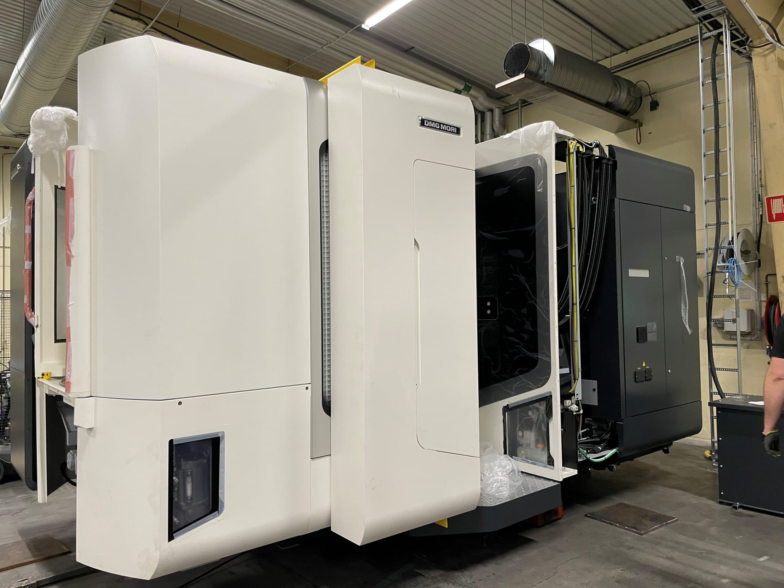 Hydal investerar i en ny maskin! - HYDAL Aluminiumprofiler